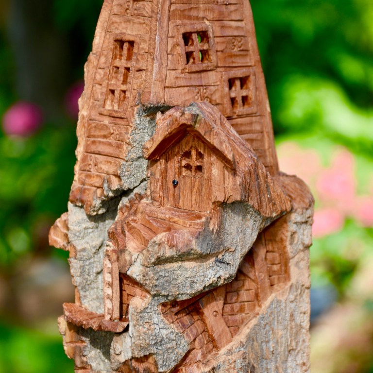 Bark Carving | tributesinwood